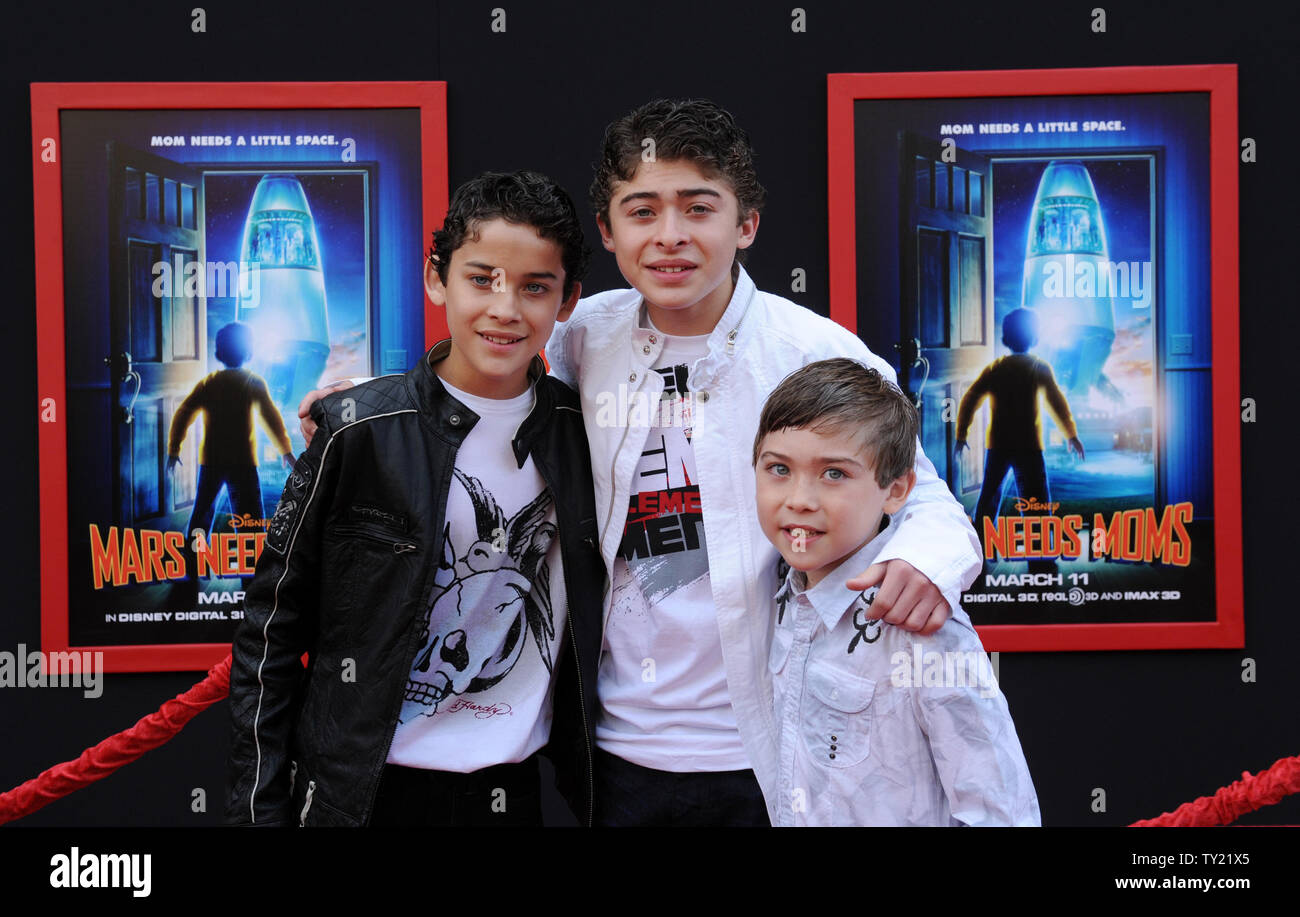 Brothers Robert Ochoa, Ryan Ochoa and Raymond Ochoa (L-R), cast members ...