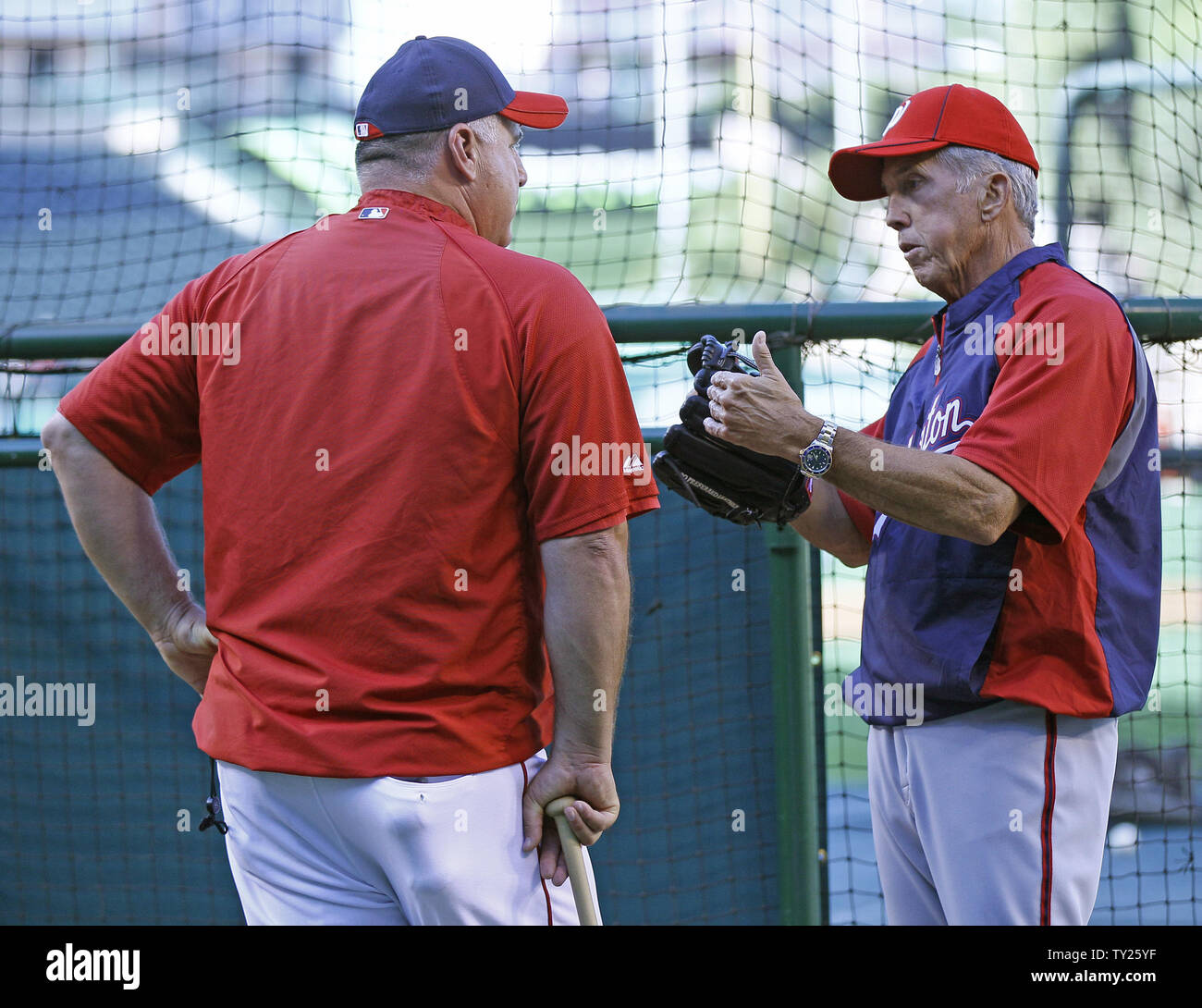 Washington Nationals manager Davey Johnson and Los Angeles Angels ...