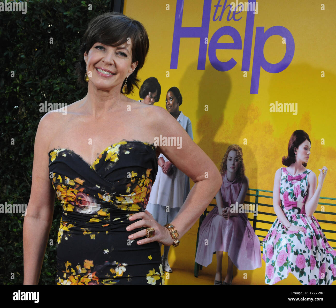 Allison Janney, a cast member in the motion picture drama "The Help ...