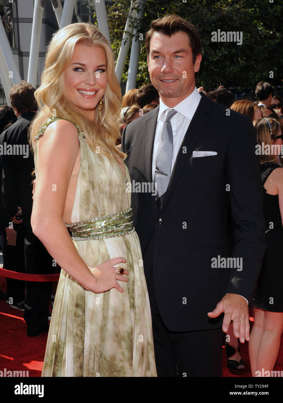 Actress Rebecca Romijn and her husband, actor Jerry O'Connell arrive ...