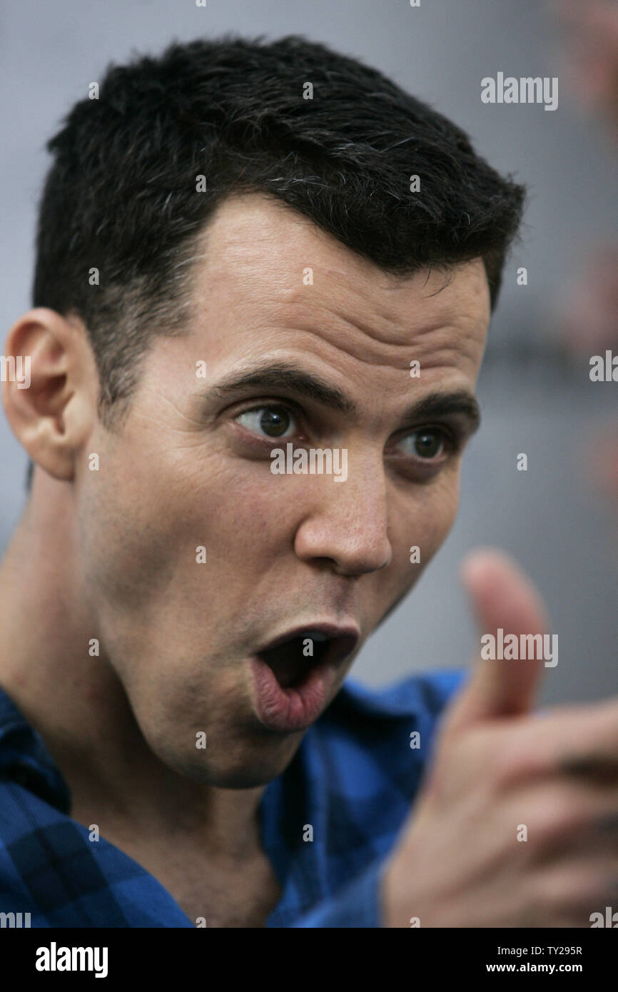 Steve-O arrives for the taping of the "Comedy Central Roast of Charlie ...