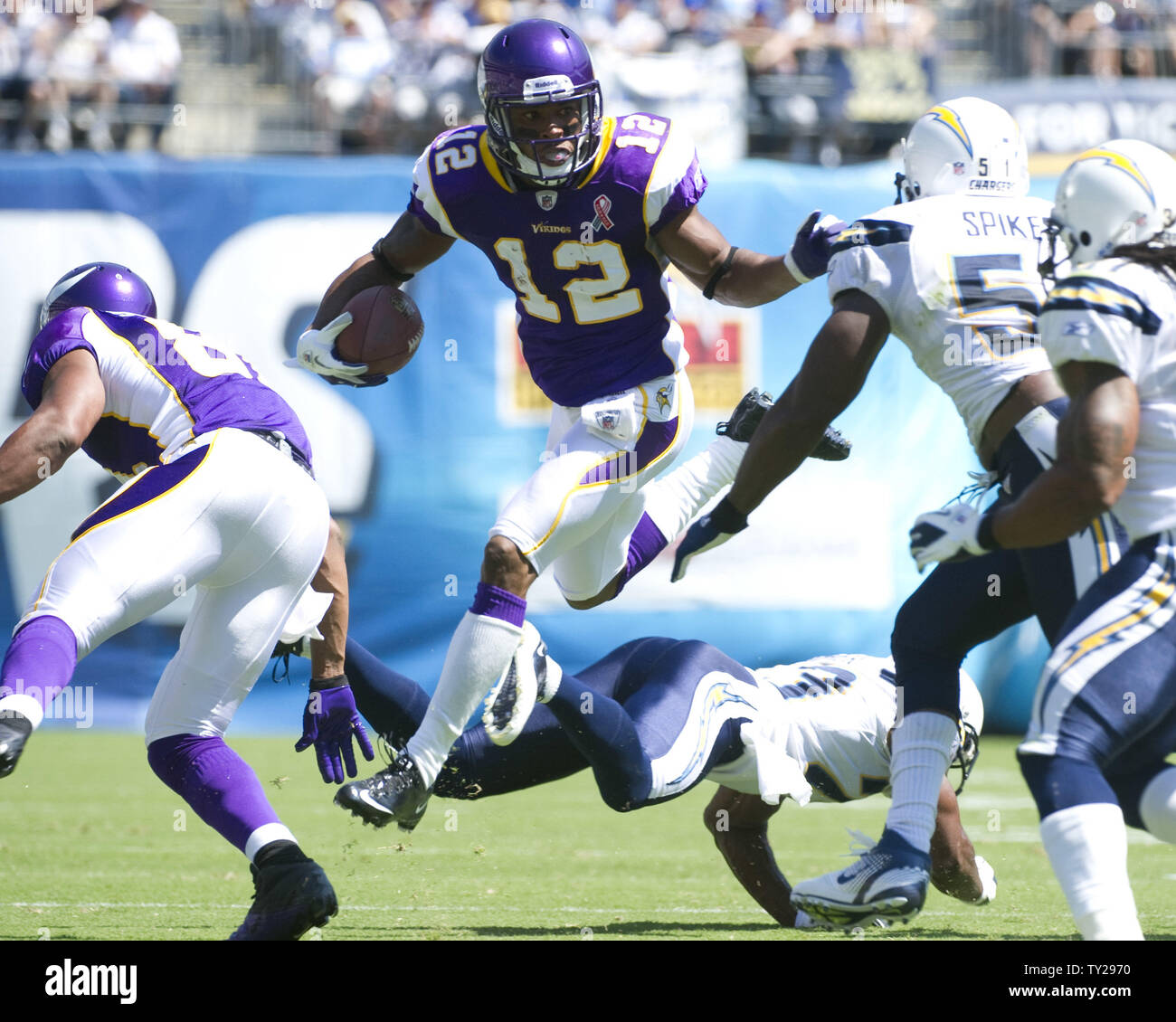 Minnesota Vikings' receiver Percy Harvin (12) goes airborne in second ...