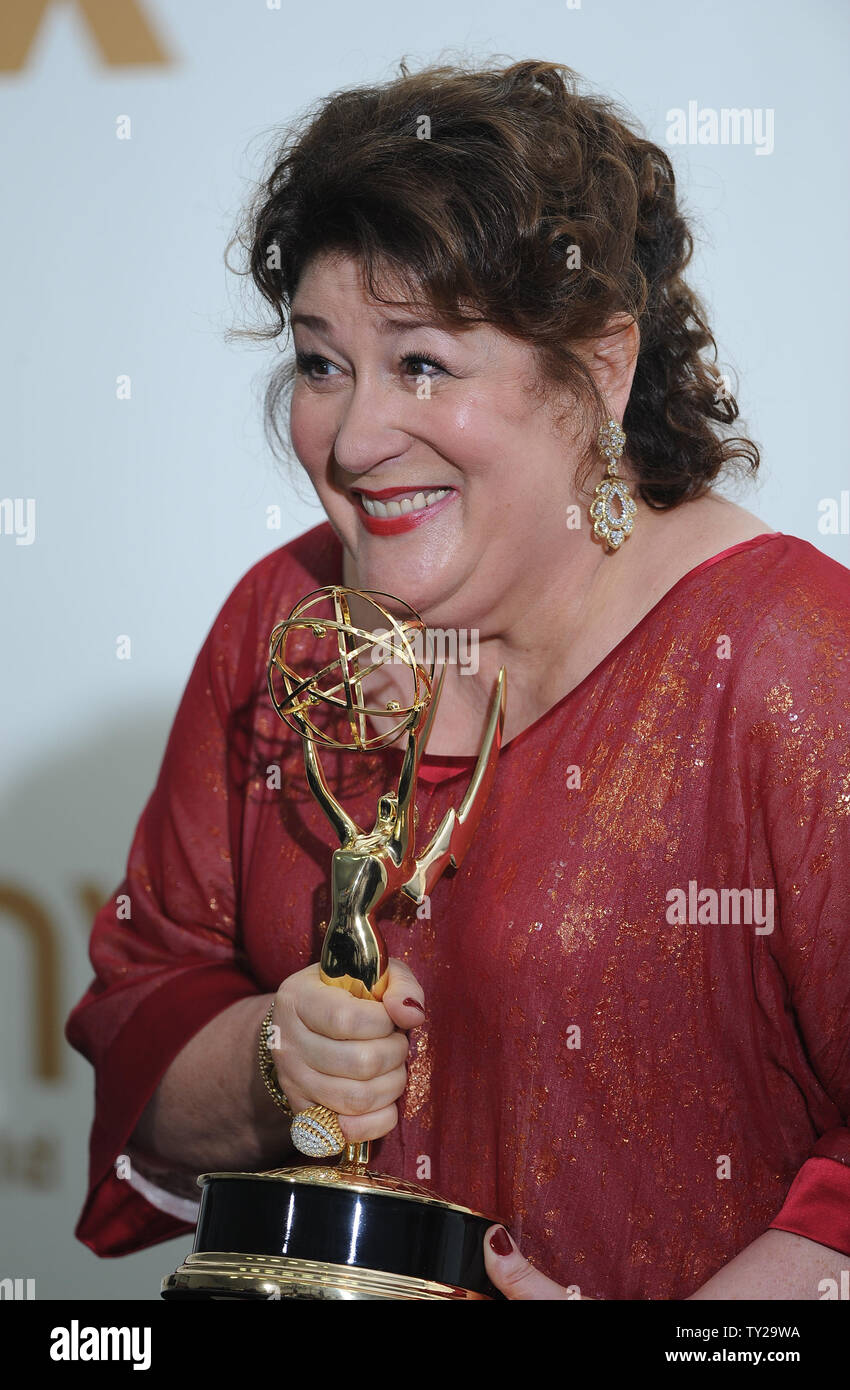 Margo martindale justified hi-res stock photography and images - Alamy