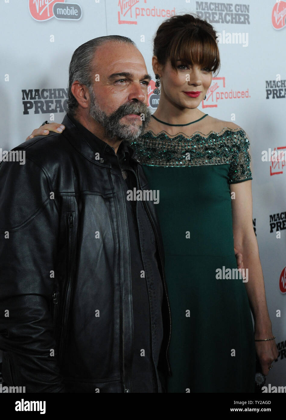 Machine Gun Preacher Cast