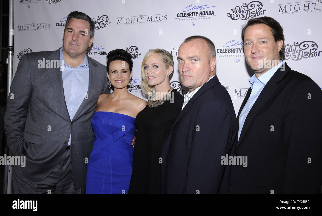 Executive producer Vince Curran (L-R), cast members Carla Gugino and ...