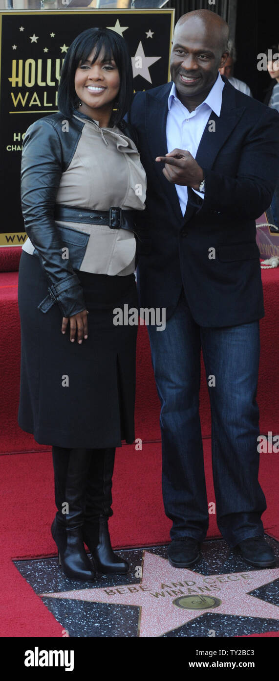 Gospel singers and musicians CeCe Winans (L) and BeBe Winans pose ...