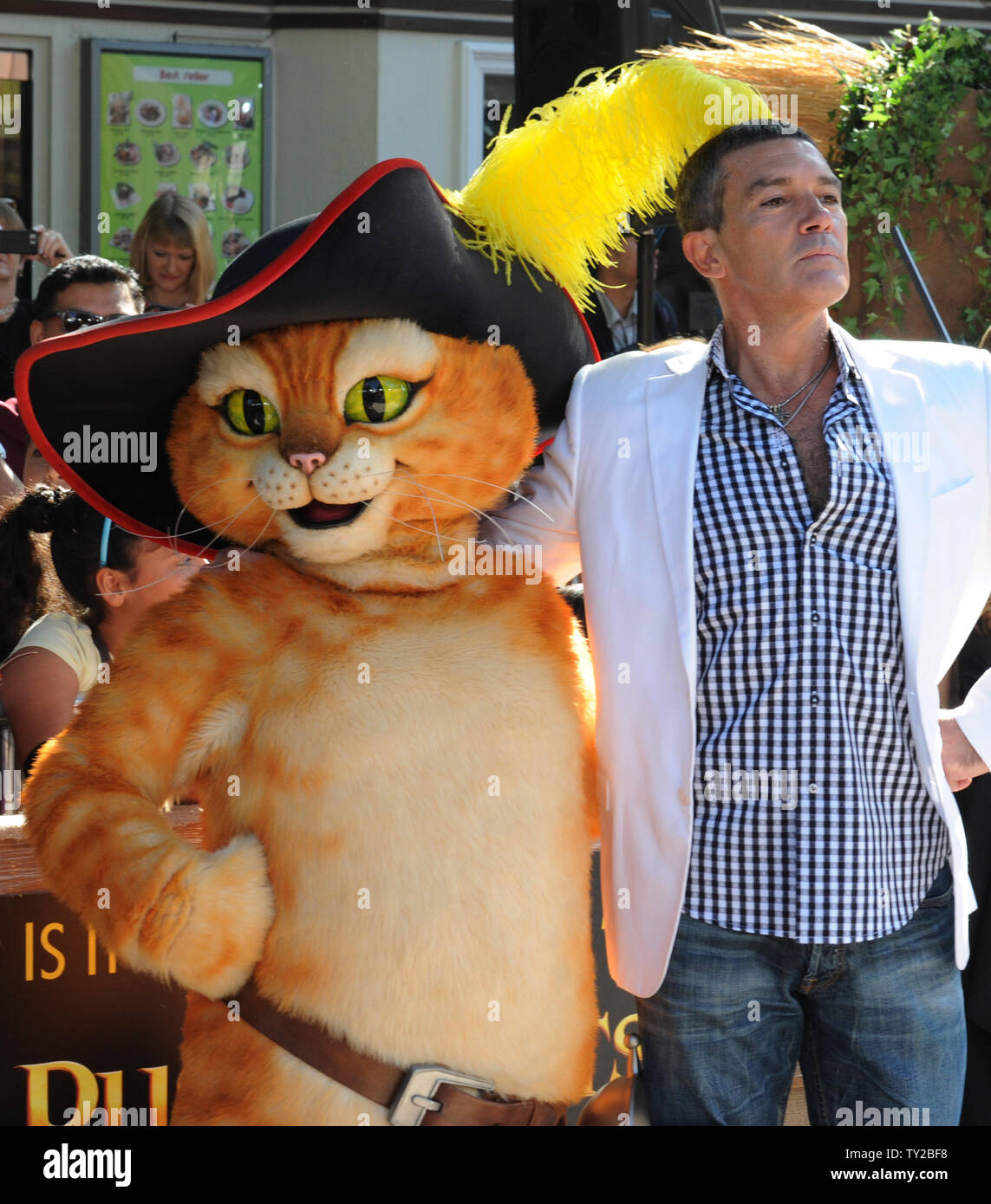 Actor Antonio Banderas, the voice of Puss in Boots in the motion ...