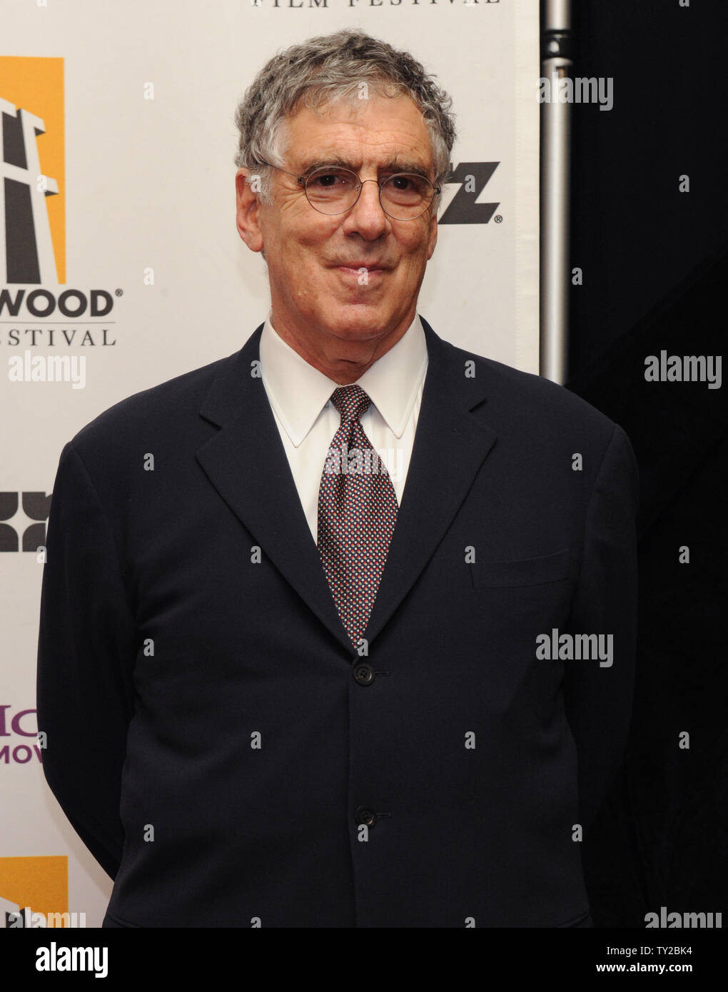 Actor Elliott Gould arrives at the 15th Annual Hollywood Film Awards ...