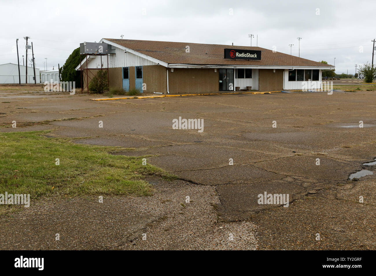 Shuttered Radio Shack along Historic route 66, Tucumcari, New Mexico ...