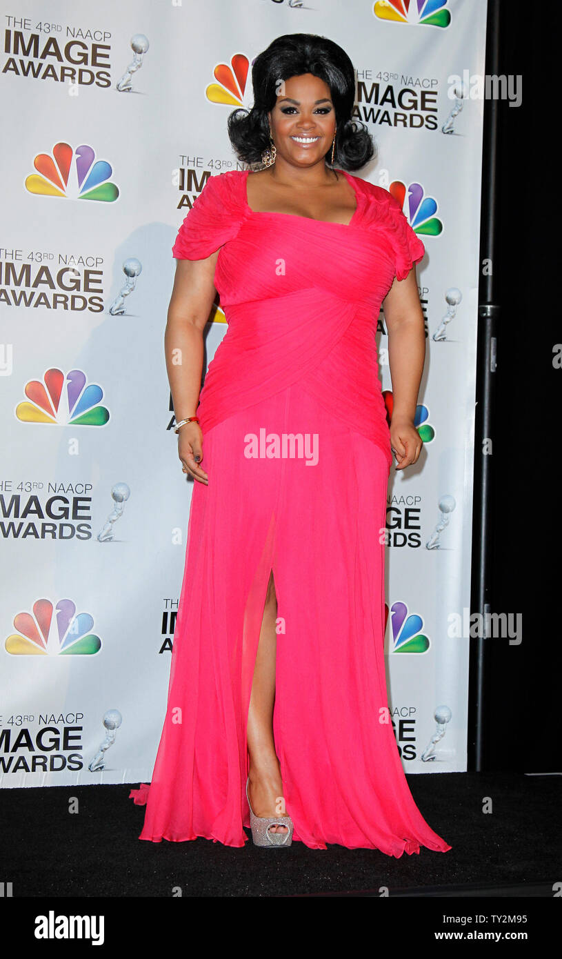 Singer Jill Scott backstage in the press room at the 43rd NAACP Image ...