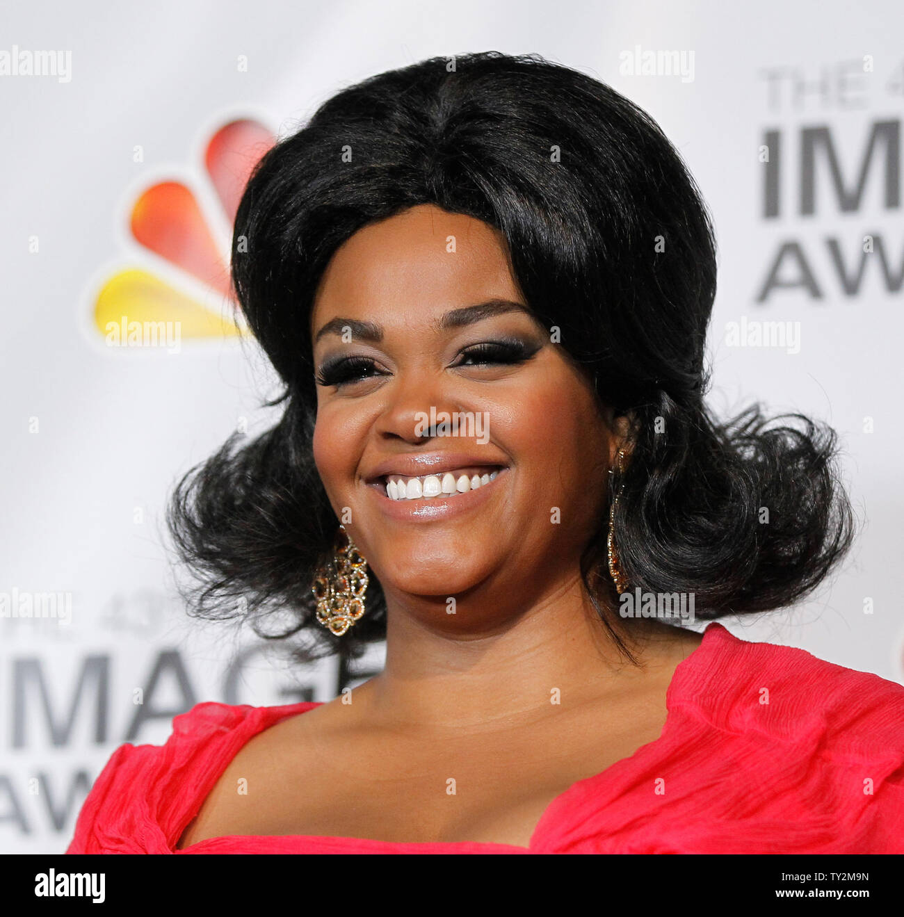 Singer Jill Scott backstage in the press room at the 43rd NAACP Image ...