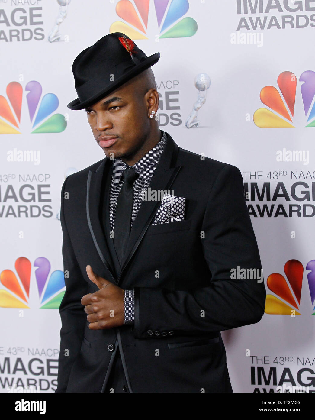 Singer Ne-Yo arrives at the 43rd NAACP Image Awards at the Shrine ...