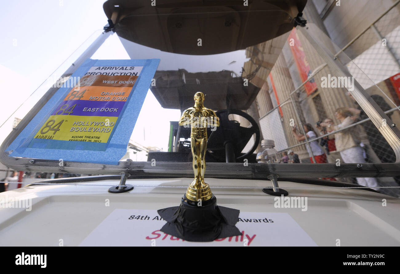 Sold hollywood hi-res stock photography and images - Alamy