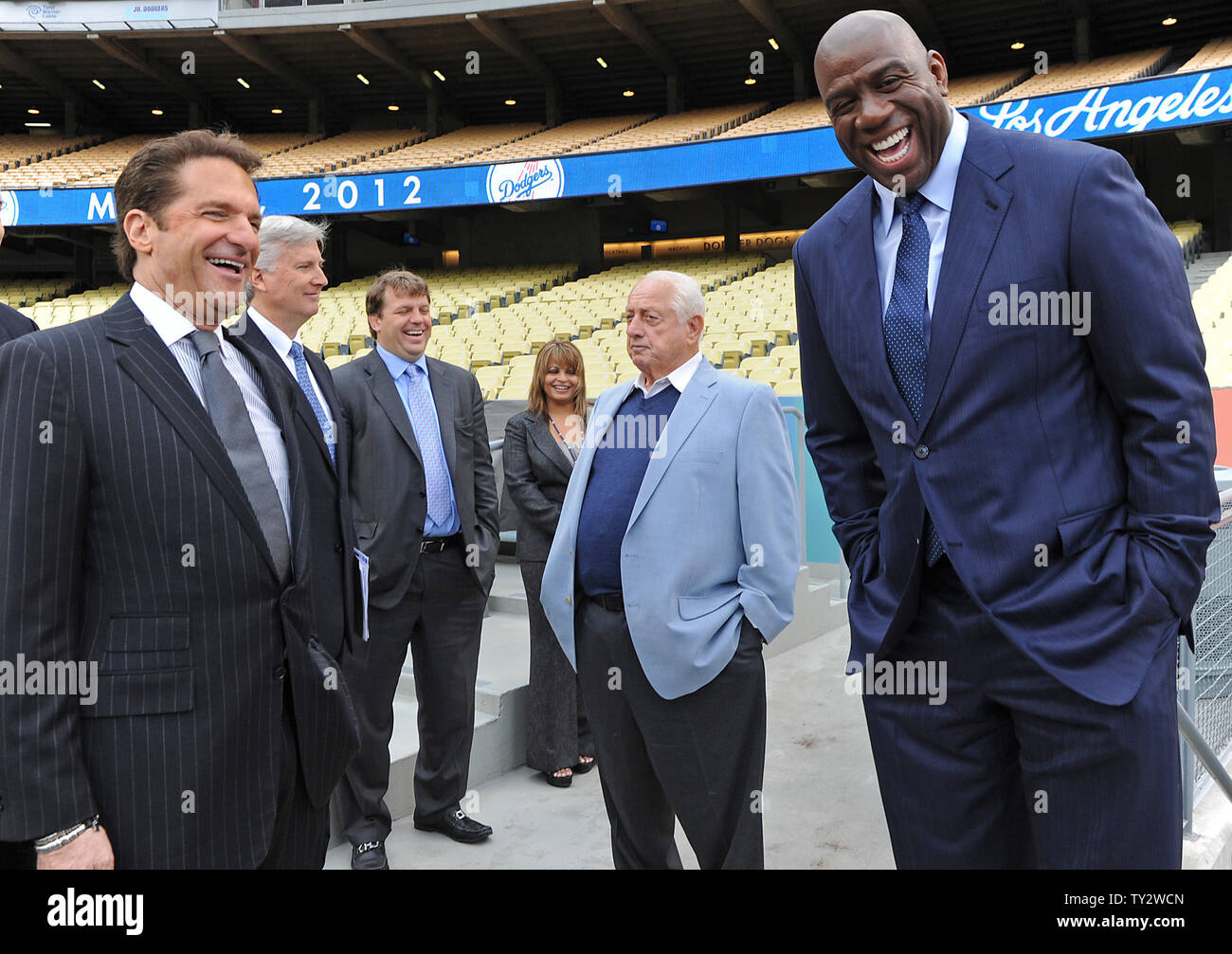 Peter guber hi-res stock photography and images - Alamy