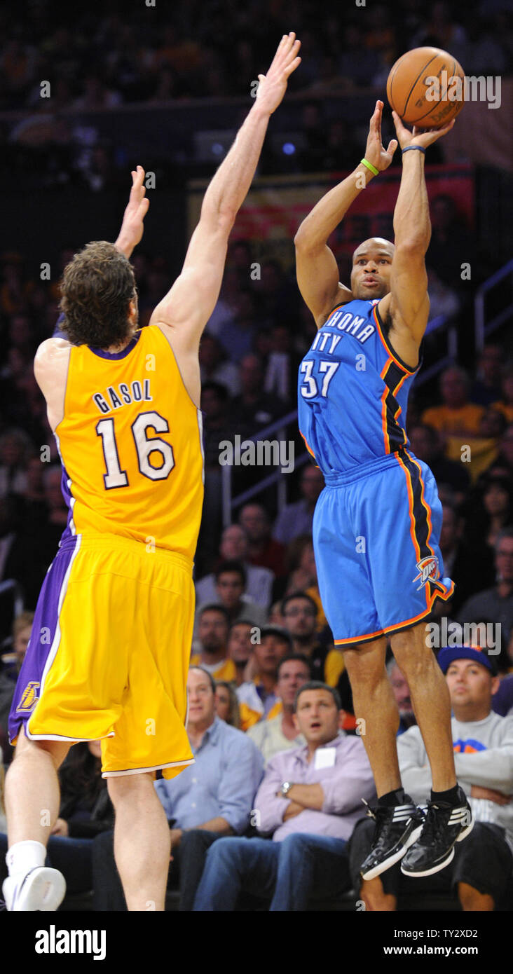 100 point game nba hi-res stock photography and images - Alamy