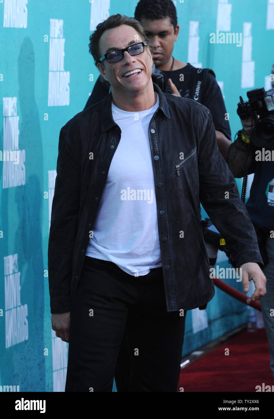 Actor Jean Claude Van Damme arrives at the MTV Movie Awards at the ...
