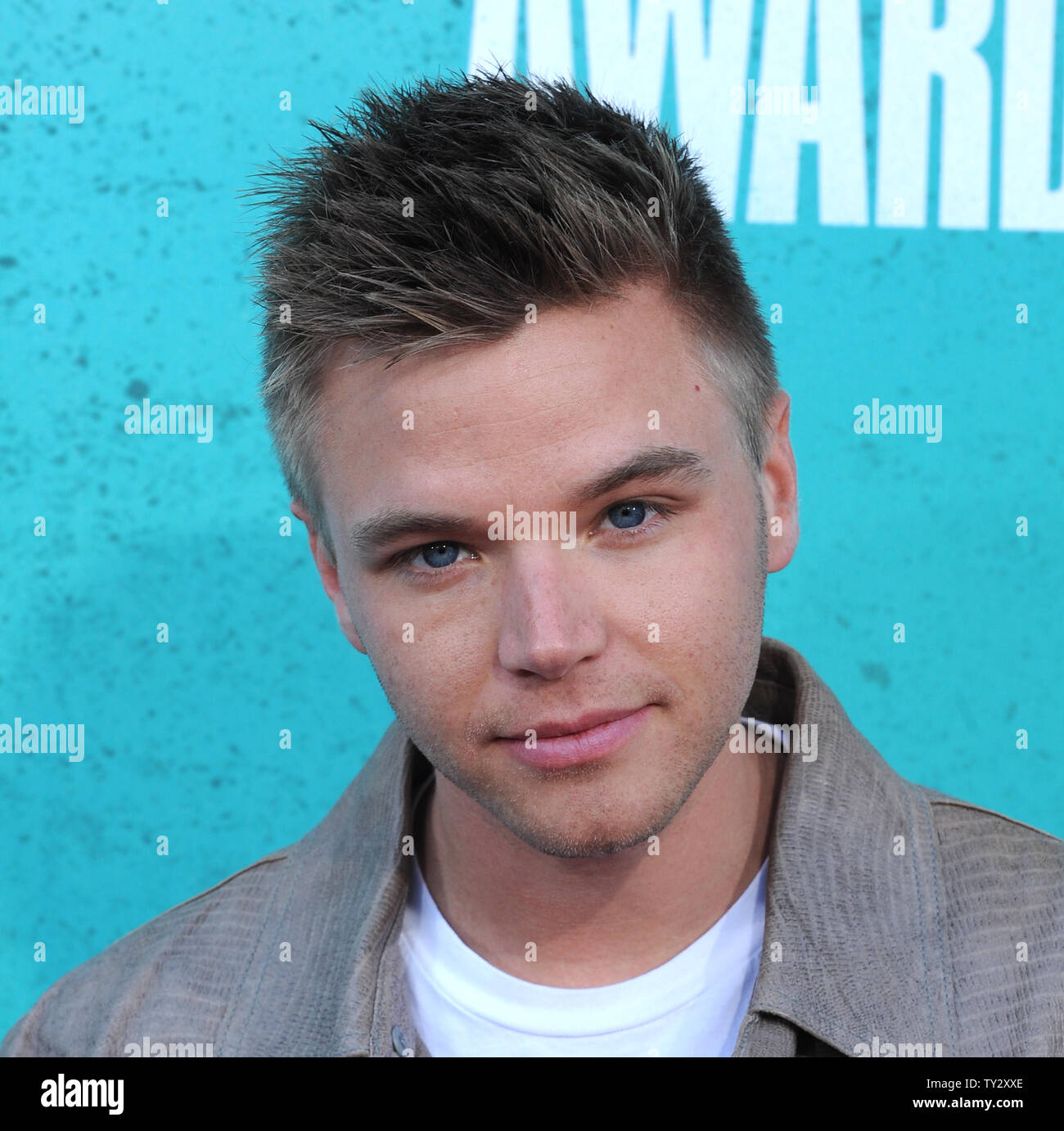 Actor Brett Davern arrives at the MTV Movie Awards at the Gibson ...