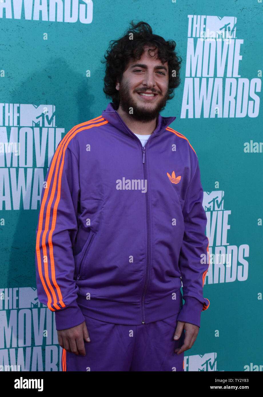 Actor Oliver Cooper arrives at the MTV Movie Awards at the Gibson ...