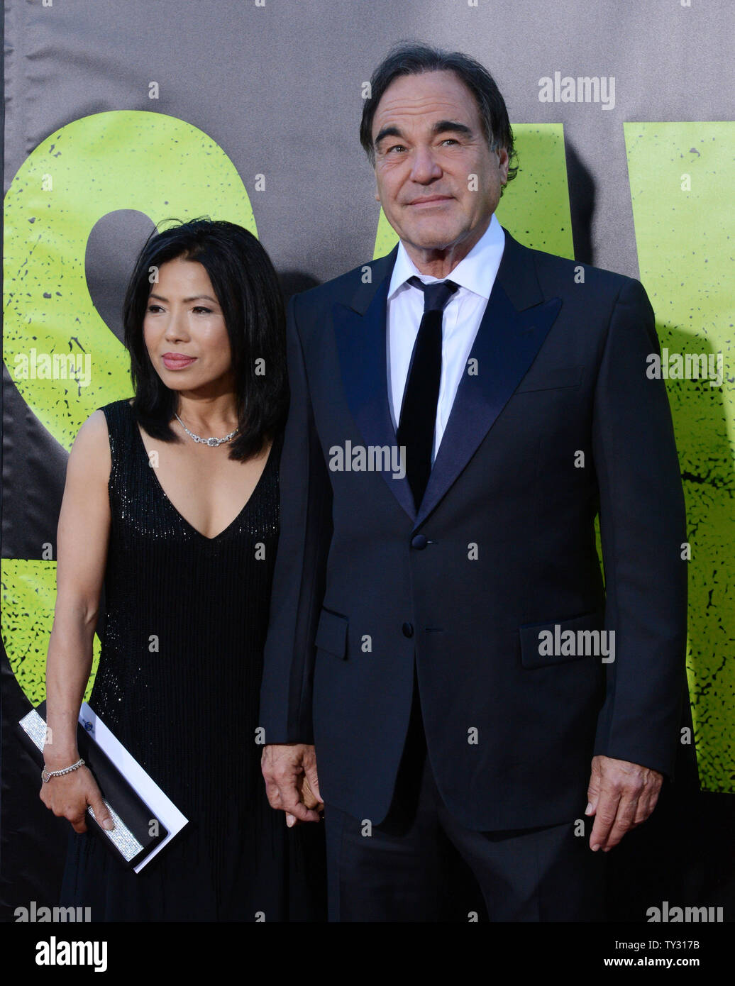 Oliver stone wife sun jung jung hi-res stock photography and images - Alamy
