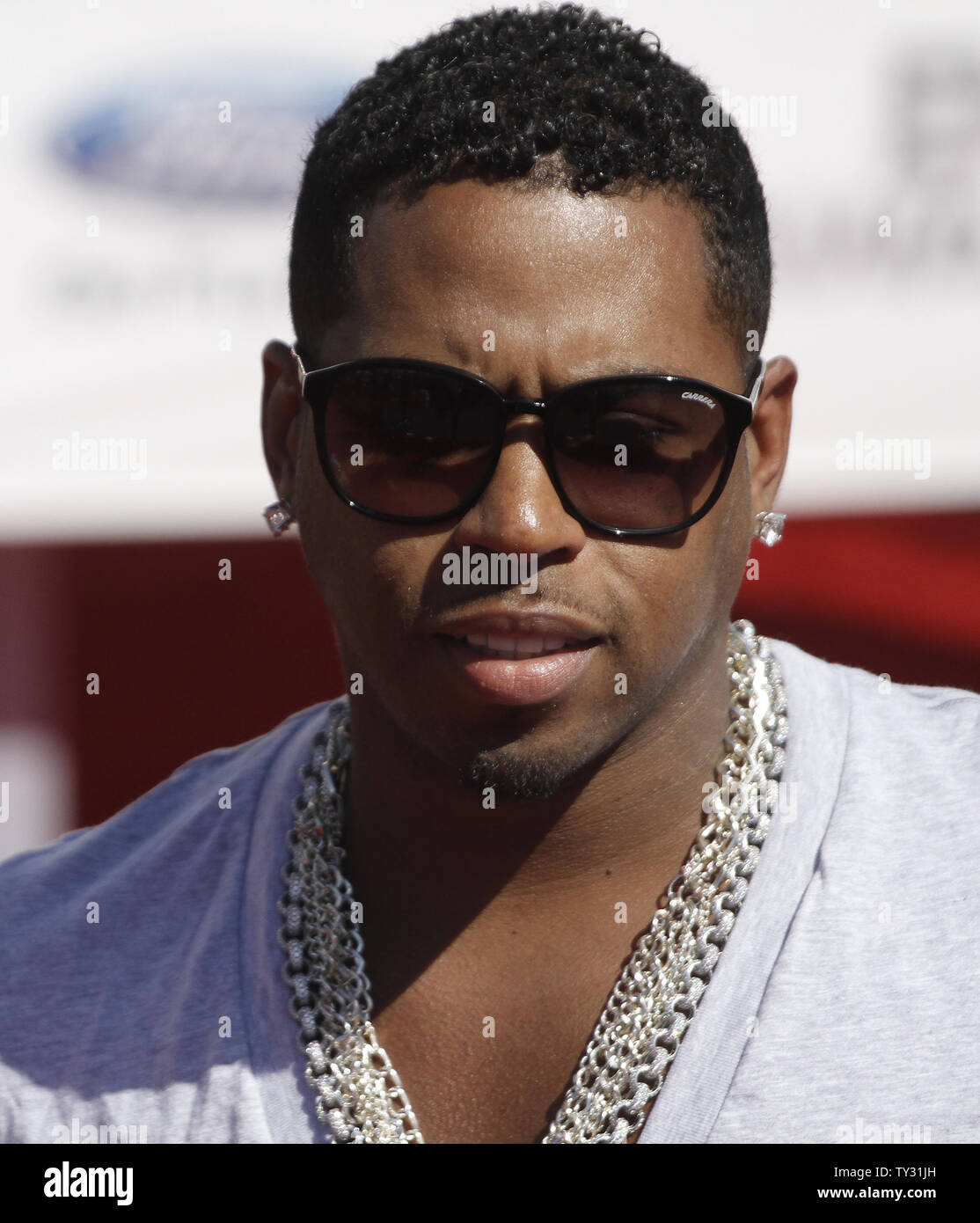 Musician Bobby Valentino arrives for the BET Awards 12 at the Shrine ...