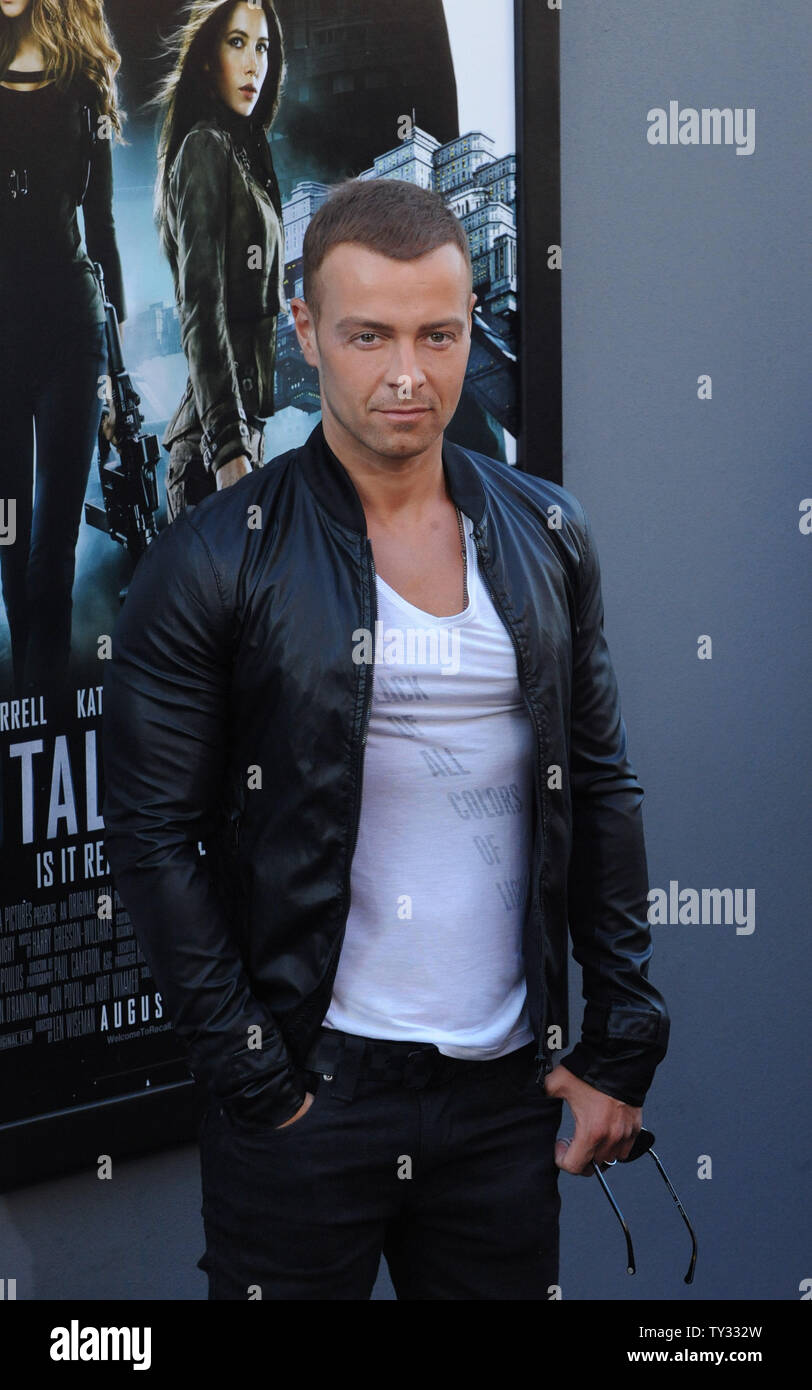 Actor Joey Lawrence attends the premiere of the motion picture sci-fi ...