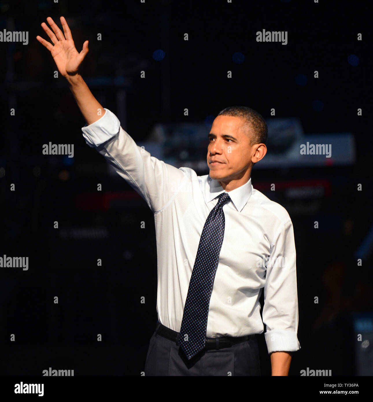 President Barack Obama walks on stage before speaking during "30 Days ...