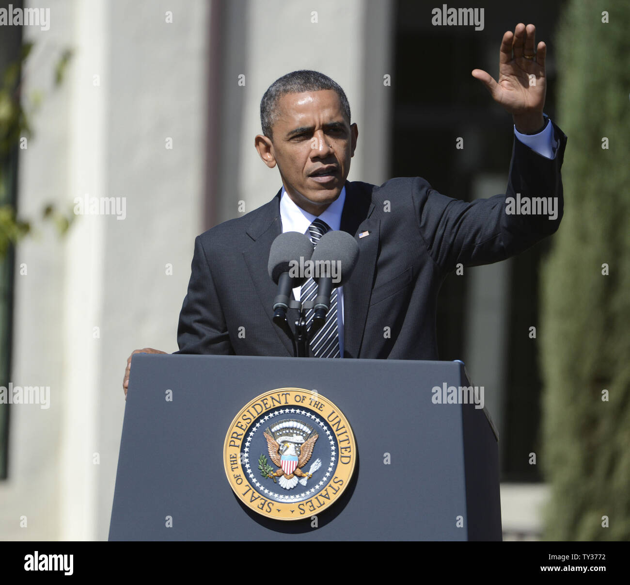President Barack Obama addresses a crowd of thousands at the Cesar E ...