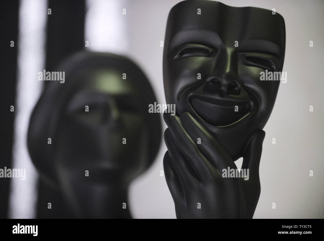 A SAG statue is seen as preparations are made for the 19th annual ...