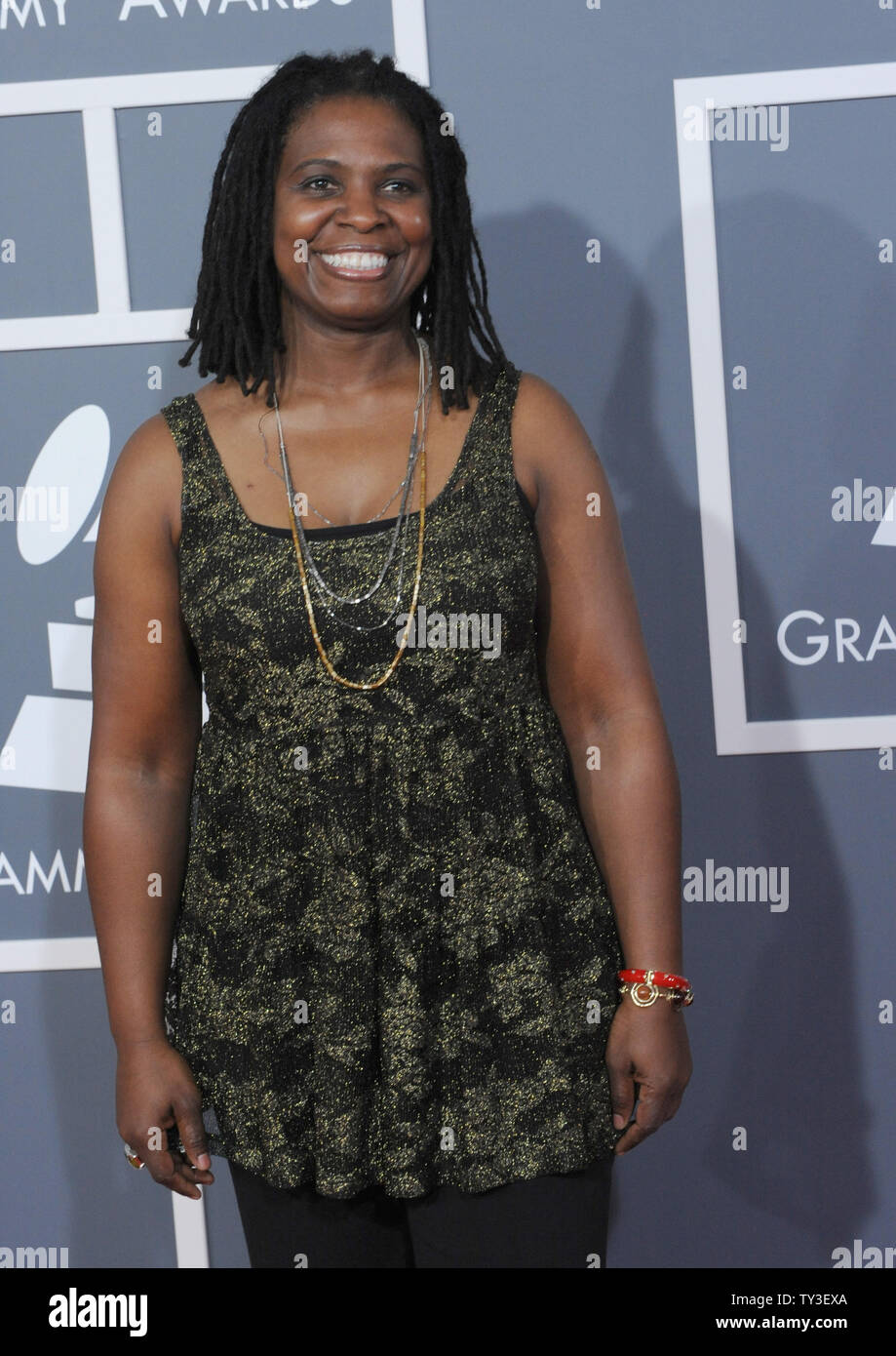 Ruthie Foster arrives at the 55th annual Grammy Awards at the Staples ...