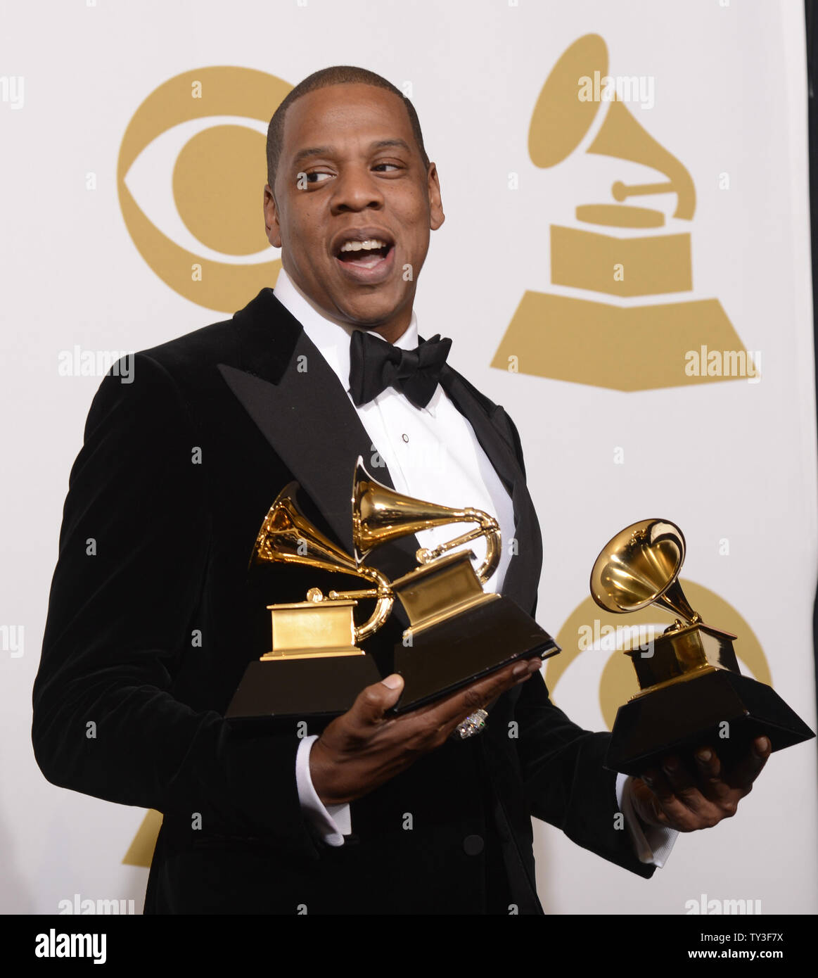 Jay Z Appears Backstage With The Grammys He Won At The 55th Grammy
