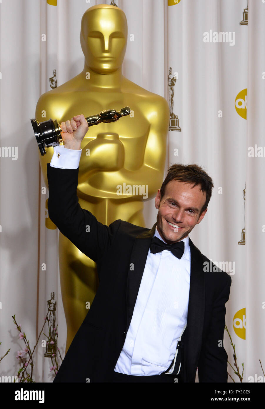 Petit Terrio Little Beeper (character) | Scratchpad | Fandom