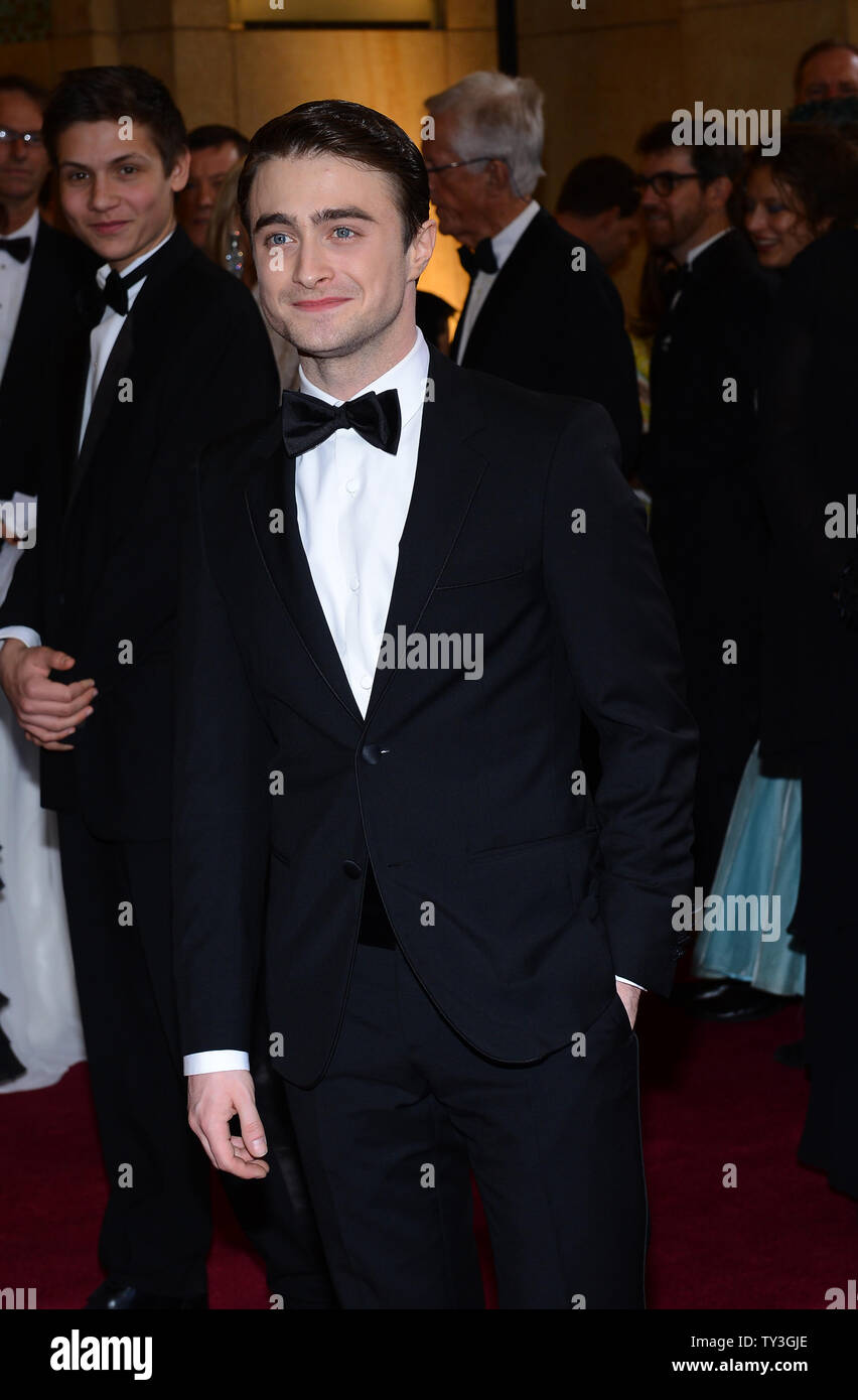 Actor Daniel Radcliffe arrives on the red carpet at the 85th Academy ...