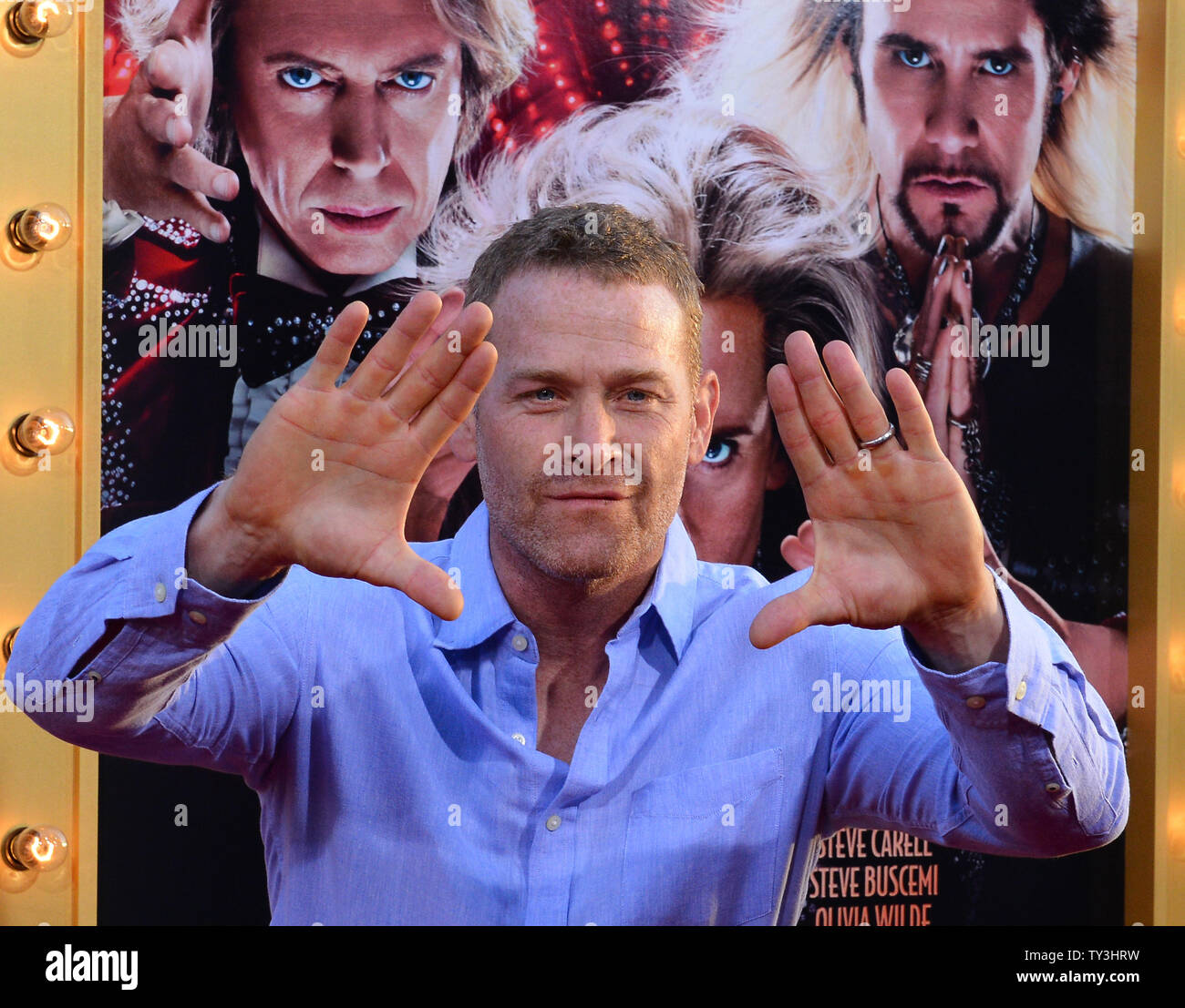 Max Martini Leo Martini