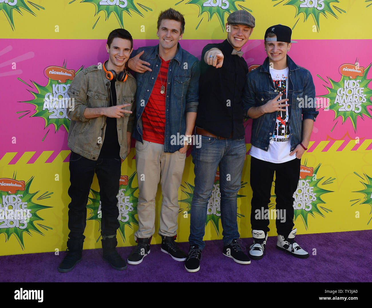 The group Four Count arrives for Nickelodeon's 26th annual Kid's Choice ...