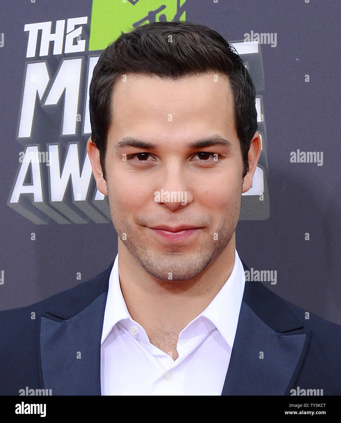 Actor Skylar Astin arrives for The MTV Movie Awards at Sony Picture ...