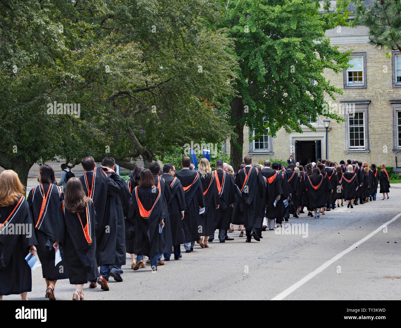 Graduation robe hi-res stock photography and images - Alamy