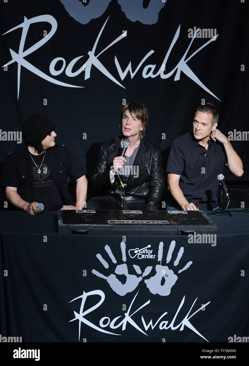Members of the rock band Goo Goo Dolls, Robby Takac, John Rzeznik and ...