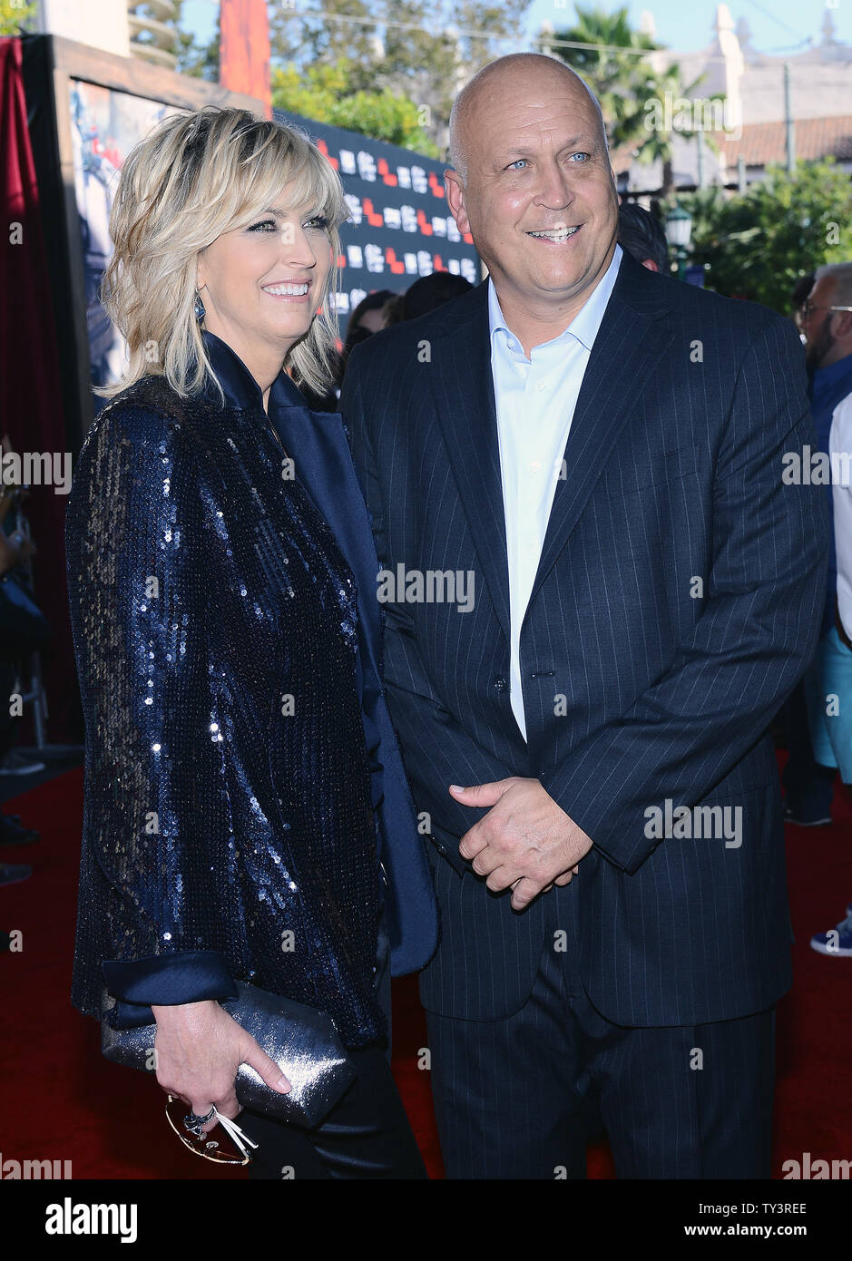 Kelly ripken hi-res stock photography and images - Alamy