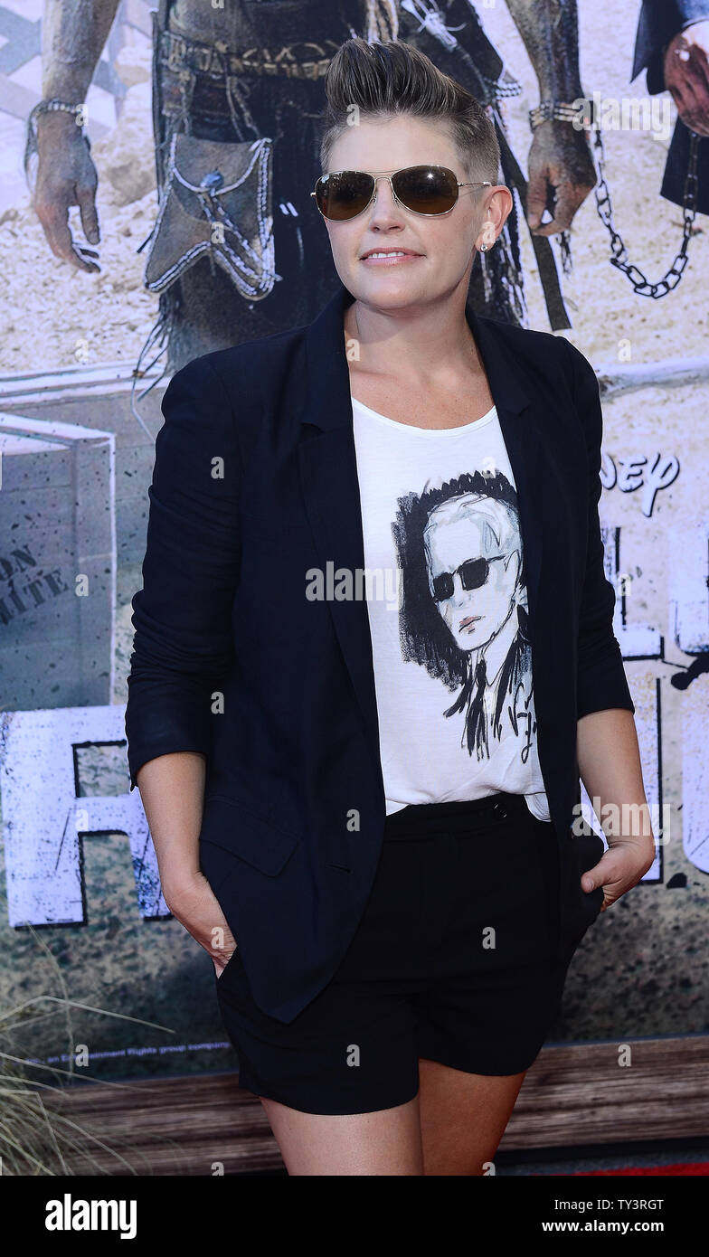 Natalie Maines arrives for the World Premiere of Disney/Jerry ...