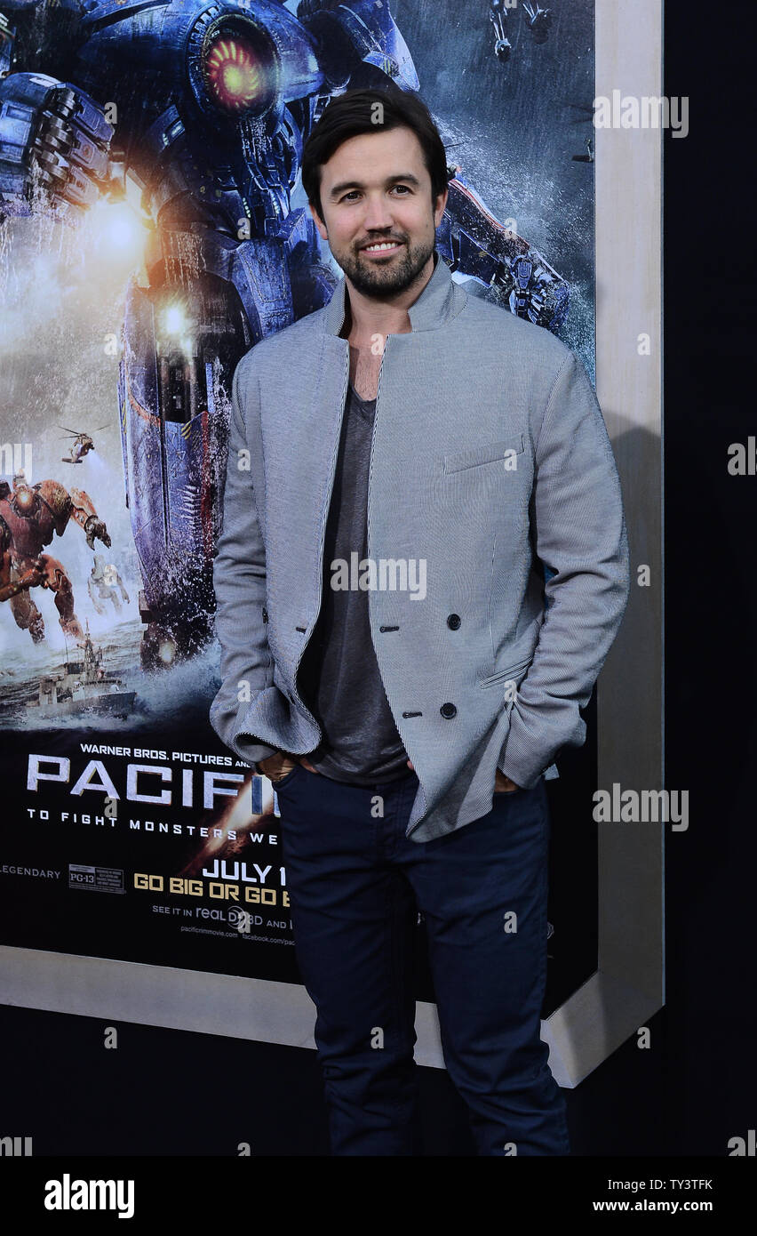 Actor Rob McElhenney attends the premiere of the sci-fi motion picture ...