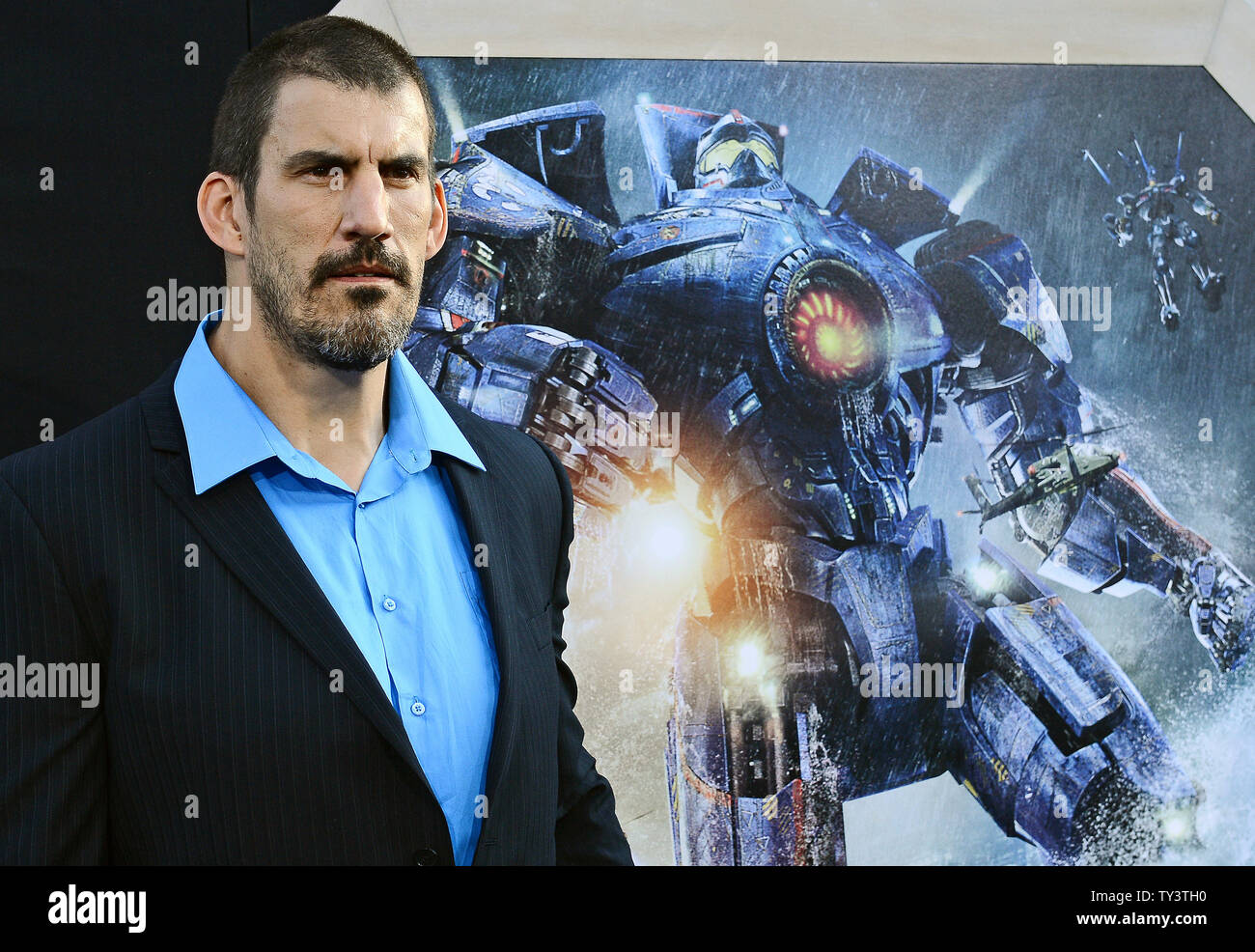 Robert Maillet Pacific Rim