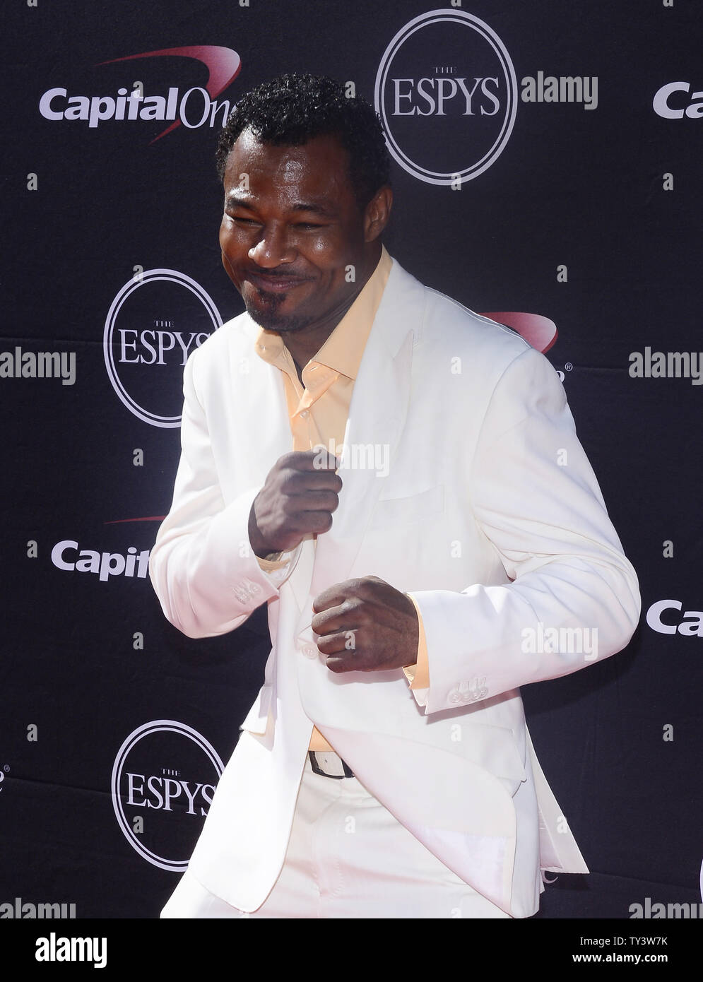 Boxer 'Sugar' Shane Mosley attends the 2013 ESPY Awards at the Nokia ...