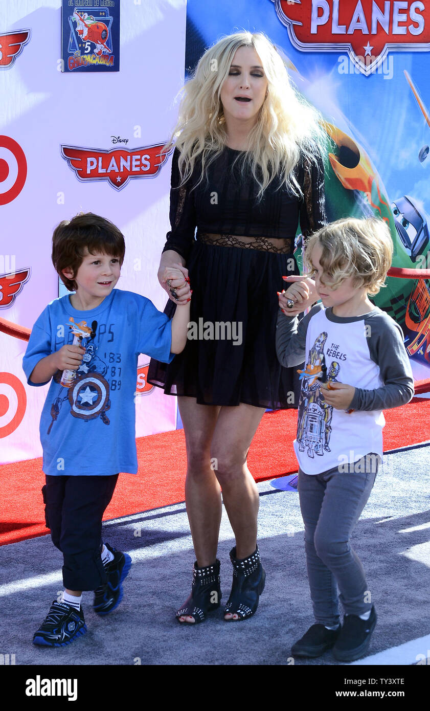 Actress Ashlee Simpson and son Bronx Mowgli Wentz (R) and an ...