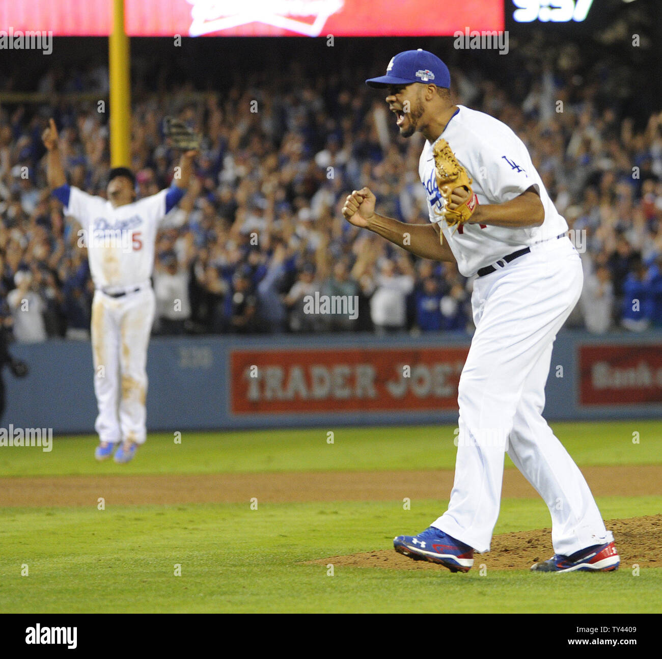 Los Angeles Dodgers relief pitcher Kenley Jansen (74) celebrates on the ...