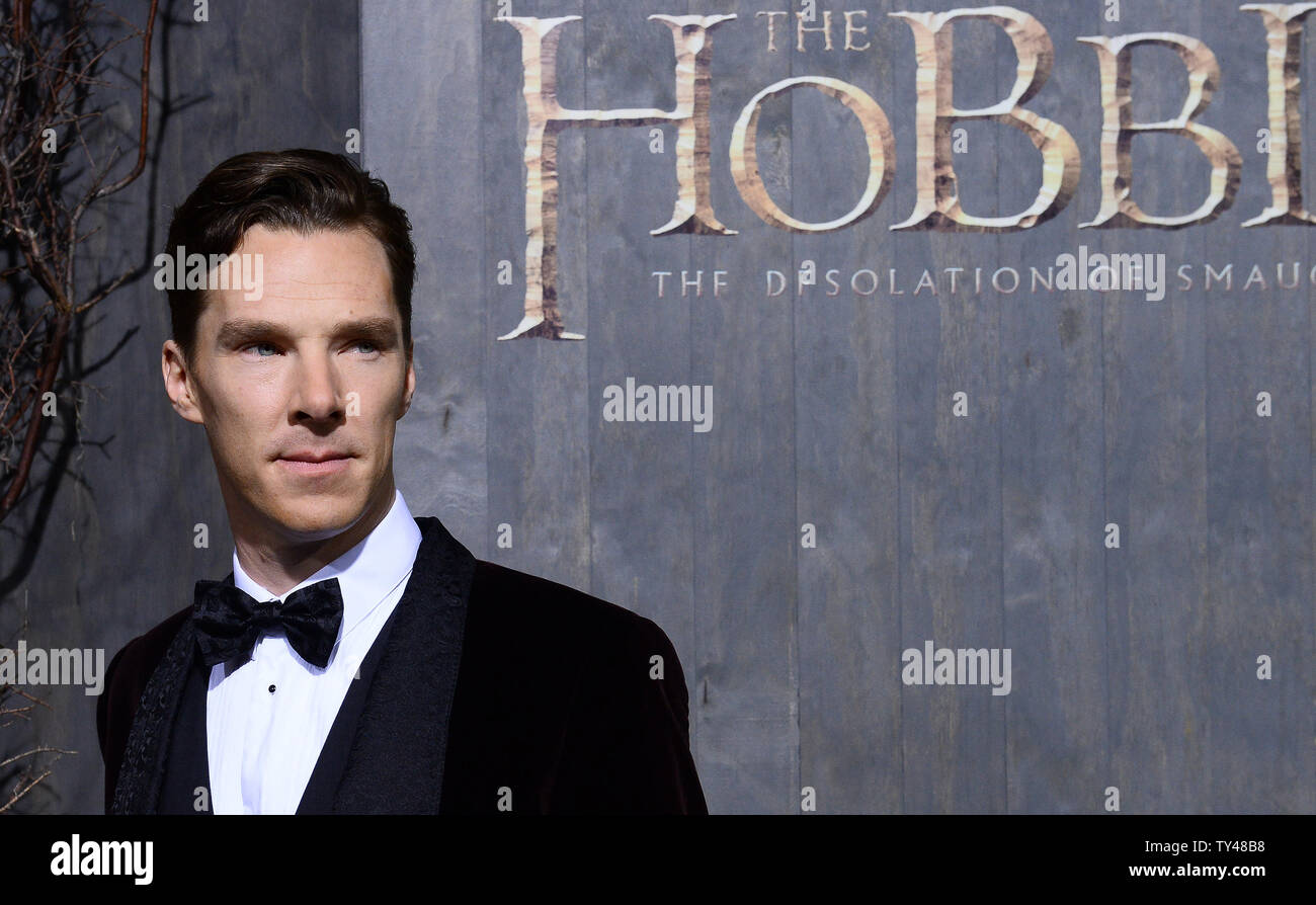 Cast member Benedict Cumberbatch attends the premiere of "The Hobbit ...