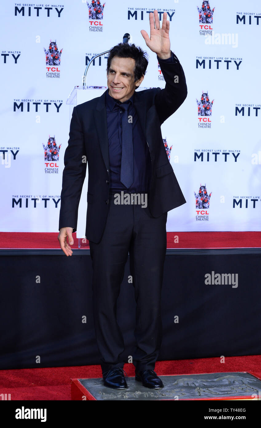 Ben stiller hand hi-res stock photography and images - Alamy