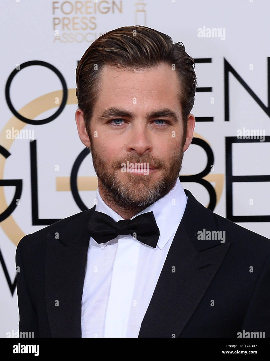 Actor Chris Pine arrives for the 71st annual Golden Globe Awards at the ...