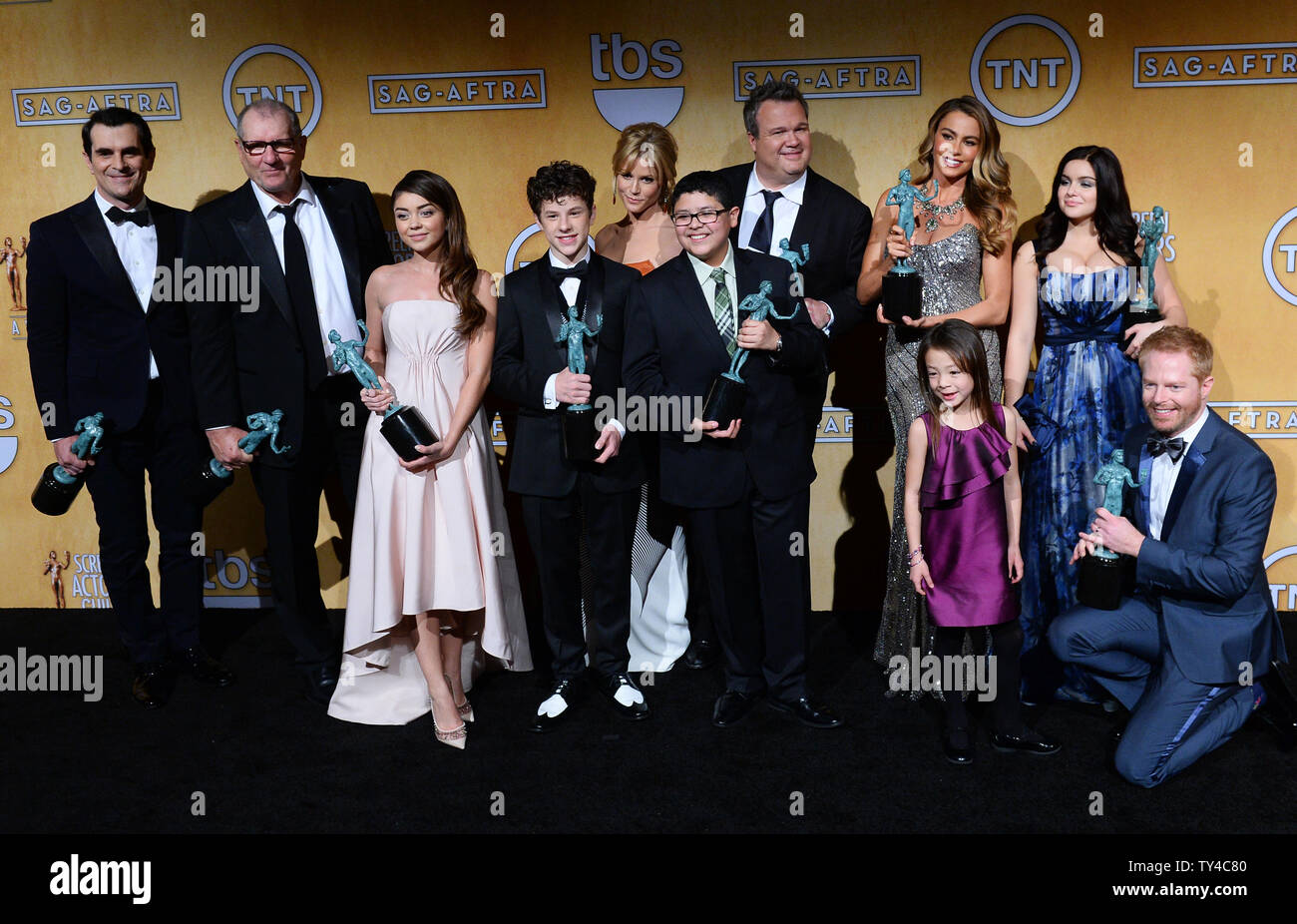 Aubrey anderson emmons modern family hi-res stock photography and ...