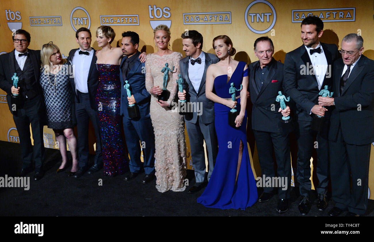 Writer-director David O. Russell (L) appears backstage with "American ...