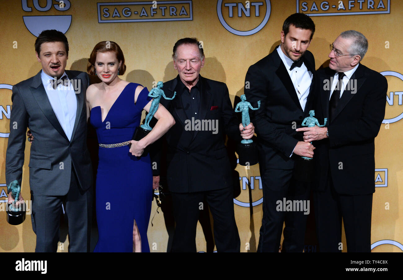 "American Hustle" cast members Jeremy Renner, Amy Adams, Paul Herman ...